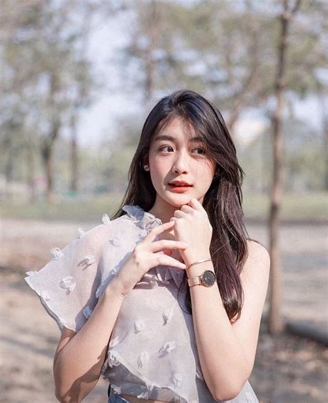 Pin Oleh 네 Di Love L Ulzzang Gadis Korea Gadis Ulzzang Permodelan