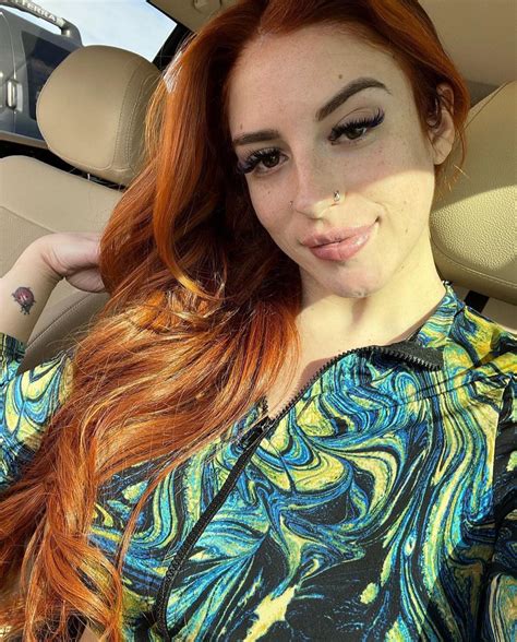 Sunny Day R Redheadbeauties