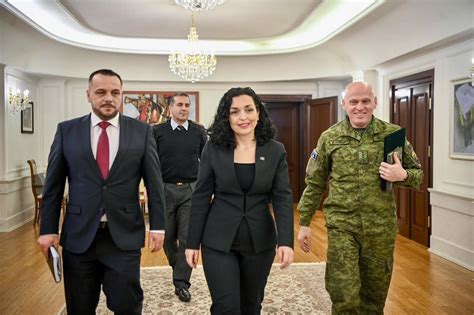 Presidentja Osmani Kërkon Takim Me Bashkim Jasharin Dhe Ejup Maqedoncin Për çështjen E Shujtave