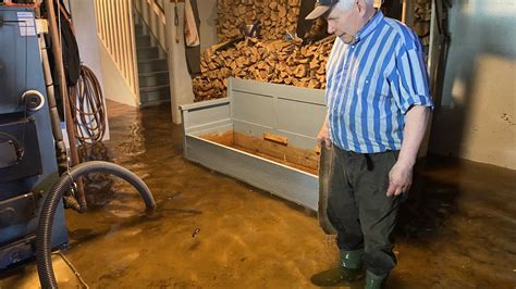 Kaks Kallaa Tuli Tulvan Kans Håkanin Kellarhiin Meänraatio Sveriges Radio