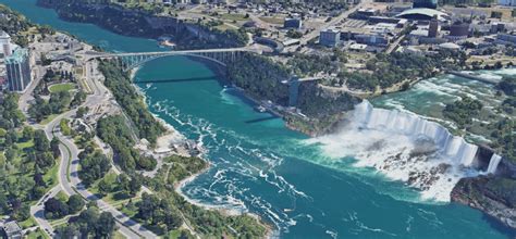 Niagara Falls Explosion Blast At Us Canada Border Closes Rainbow