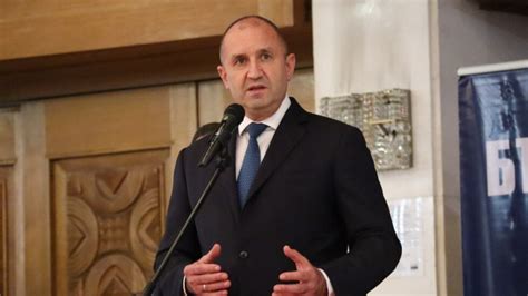 От днес започват консултациите при президента