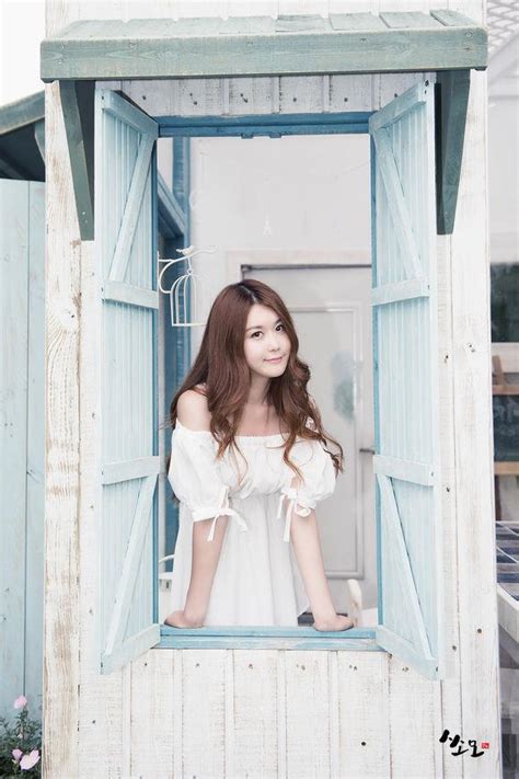 眉目如畫，清純少女殷夏榮 每日頭條