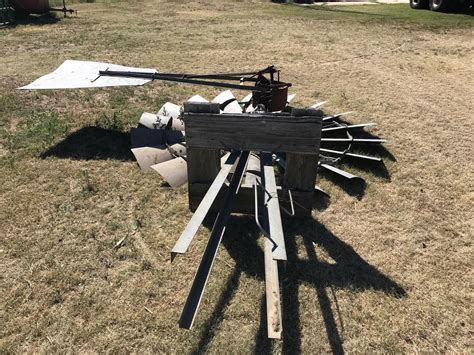 Aermotor Windmill Windmill Head And Platform Agriculture Bigiron