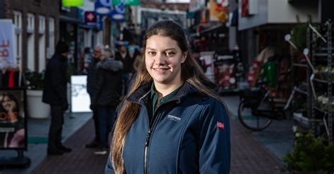 Marjet 22 Is Bijna Hele Leven Al Mantelzorger Voor Broer Wouter ‘wij