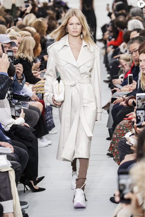 Défilé De Mode Printemps été 2018 Céline à Paris Le 1er Octobre 2017 Purepeople