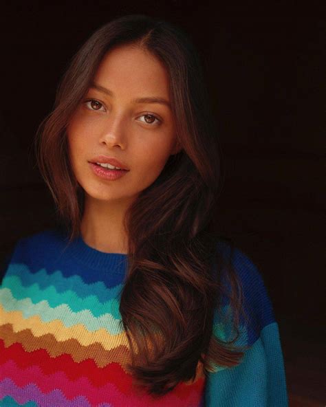 Fiona Barron Scrolller