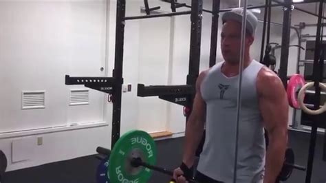 Vin Diesel Biceps Workout In The Gym Youtube