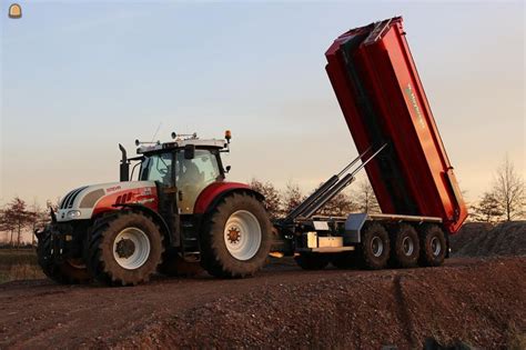 Tractor Carrier Wegenbouwbe
