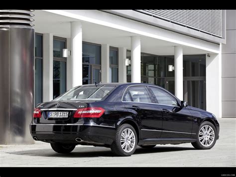 2011 Mercedes Benz E Class Guard Caricos