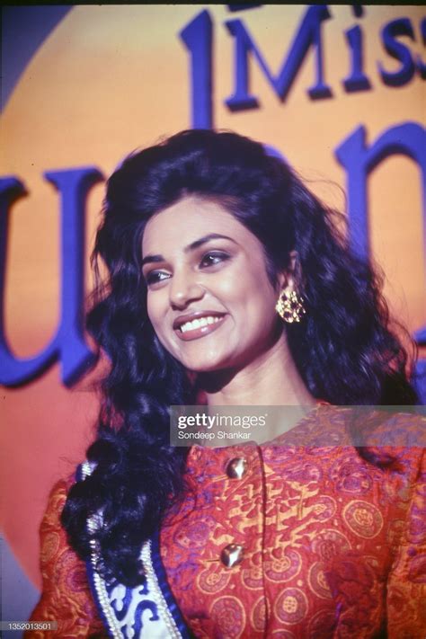 Sushmita Sen Shortly After Her Miss Universe 1994 Win Rclassicdesicelebs