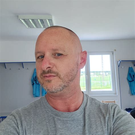 Karner Tibor Verkäufer Action Xing