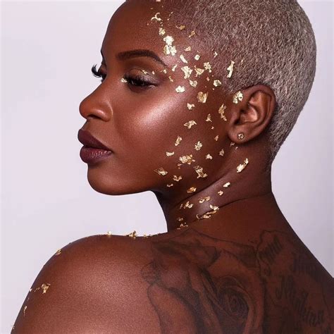 Dam Models On Linkedin Now Representing Dayanna