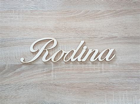 Drevený Nápis Rodina 33x9 Cm Lymfy Sashesk