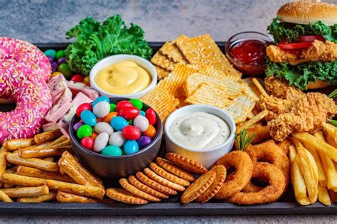 Gran Plato De Comida Chatarra Foto Gratis