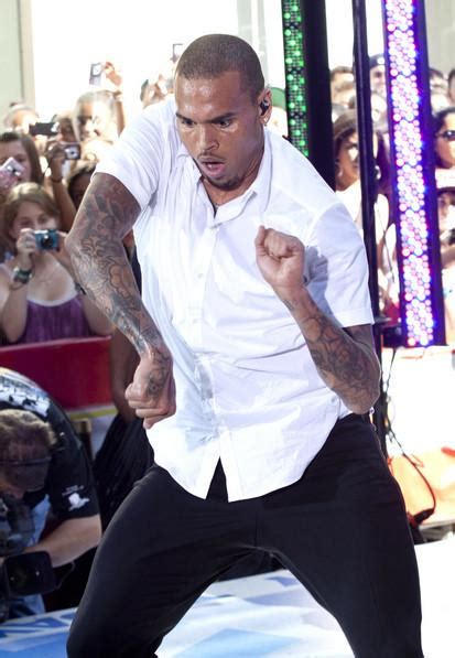 Chris Brown Slams Rihanna As A Woman Everyone In The Industry Has Had
