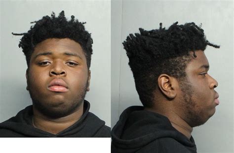 Wright Naytron Bennell 06 18 2021 Miami Dade County Mugshots Zone