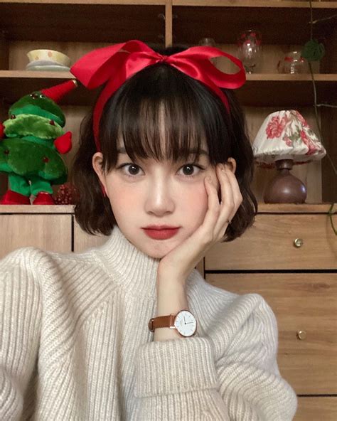 7281 Me Gusta 40 Comentarios 은아 Jeuna En Instagram 광고 Danielwellington 연말엔 사랑하는