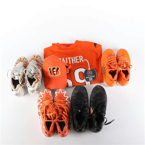 Akeem Davis Gaither Player Issued Bengals Cleats And Bag Tag With More Ebth