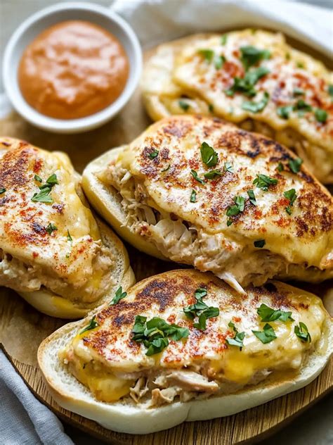 Easy Cheesy Tuna Melts For Delicious Weeknight Meals