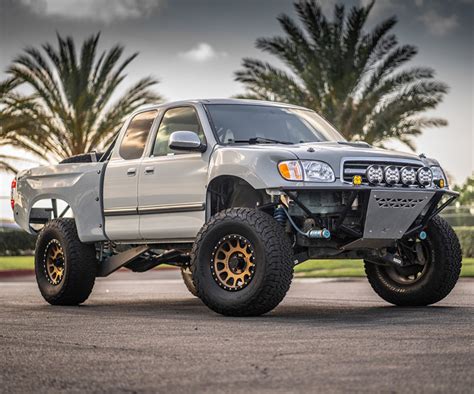 Long Travel Suspension Kit Tundra 00 06 And Sequoia 00 07