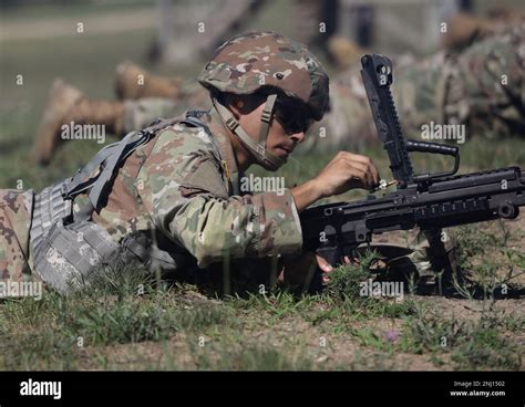 M249 Saw Army