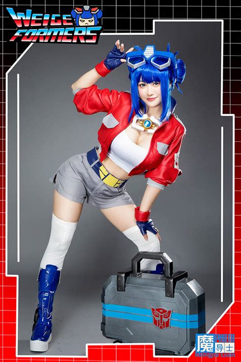 Transformers Optimus Prime Model Cosplay By Aoandou On Deviantart