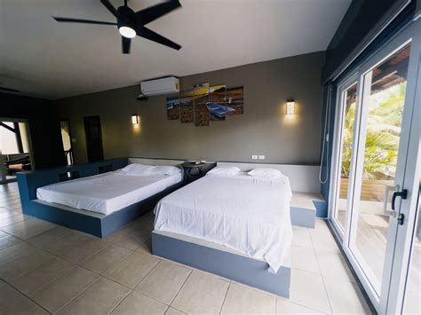 Samaria Beach House Hotel And Restaurant