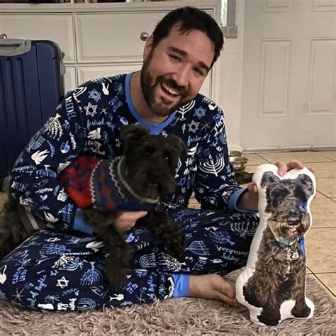 Michael Estrins Feet