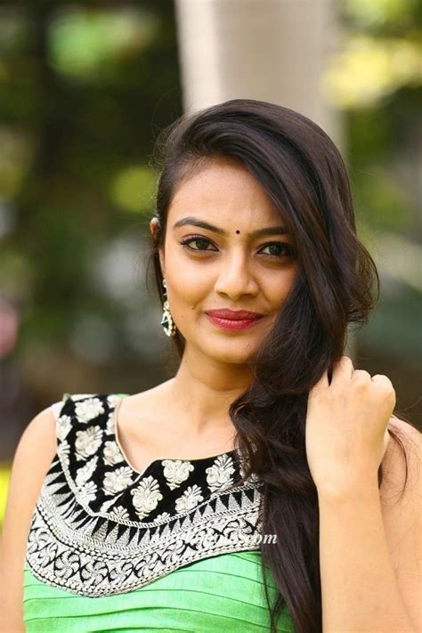 Nikitha Narayana Actress Hd Photos Images Pics And Stills 556699