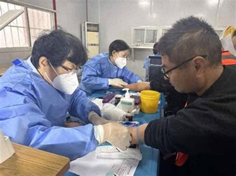 情暖一线建设者！这场健康体检走进工地进行工人人员