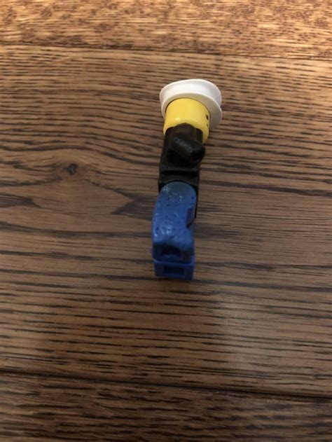 Poor Policeman Wonder When He Had To Retire Rlego