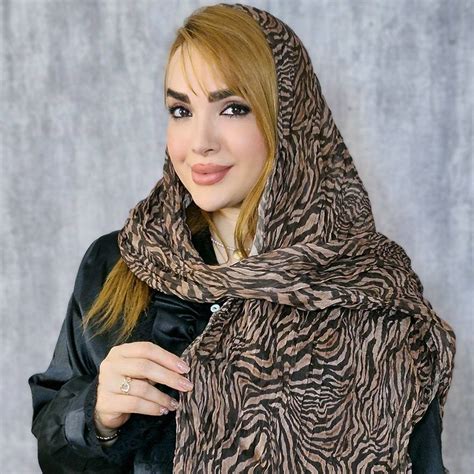 شال پلیسه زبرا 34700297 مانتوپاتریس