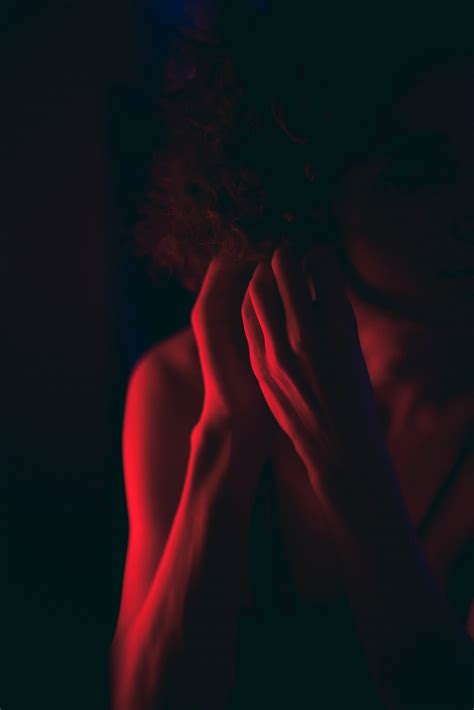 Breaking The Chains Of Fear My Journey To Overcoming The Fear Of Intimacy By Inkscrib3 Medium