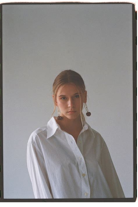 Greta Sader Louisa Models