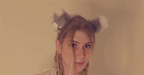 Qtee Fox Sexy Dick Godnts Shemales Fan Sexy Trans