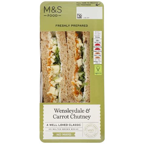 Wensleydale And Carrot Chutney Mands