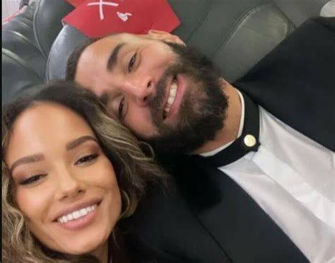 ماجرای جالب ازدواج زن آمریکایی با برنده توپ طلا؛ در اینجا بود که به اسلام ایمان آوردم خبرورزشی