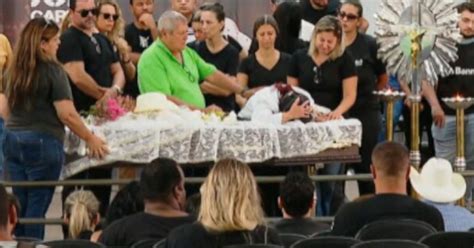 VÍdeo Tristeza E Comoção Marcaram O Velório Do Cantor João Carneiro