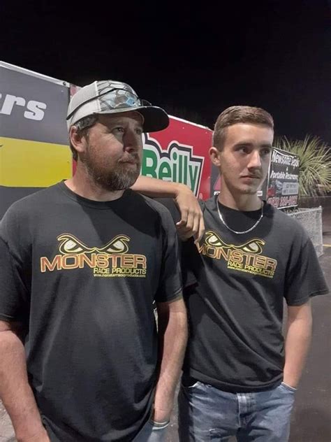 Brayden Davis Delivers Fathers T To Crew Chief With Pdra Win Drag