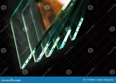 Sheets Of Factory Manufacturing Tempered Clear Float Glass Panels Cut