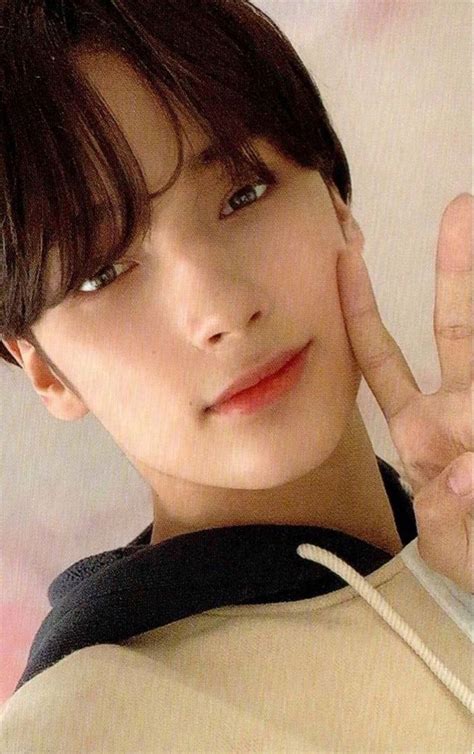 Huening Kai Photocard Scan Oppas Kpop