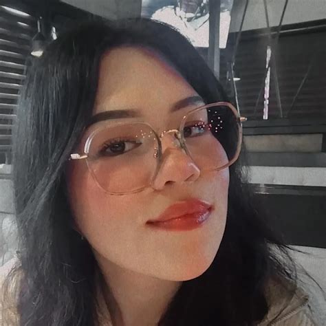 Daniela Peña Youtube