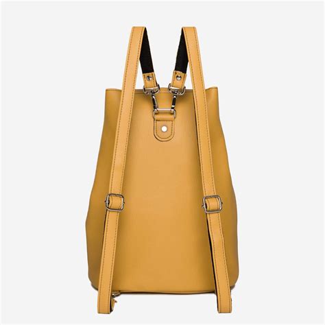 Lalie Ojo Scarletvirgo