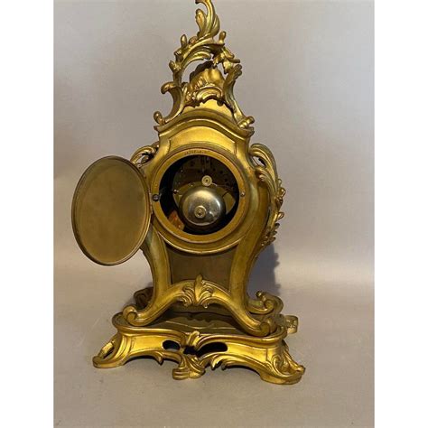 19th Century Bronze Ormulu French Louis Xv Table Mantel Clock