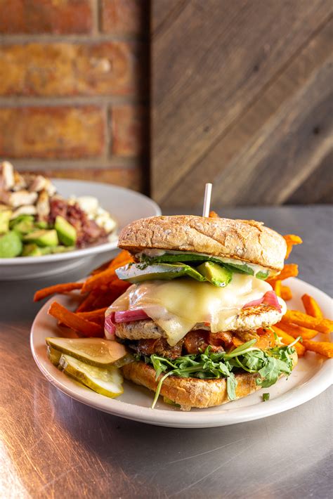 Jonathons Diner Is The Neighborhood Breakfast Place Oak Cliff