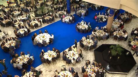 Muaji I Shenjtë I Ramazanit Rama Shtron Darkën E Iftarit Është Virtyt Ti Ushtrohesh