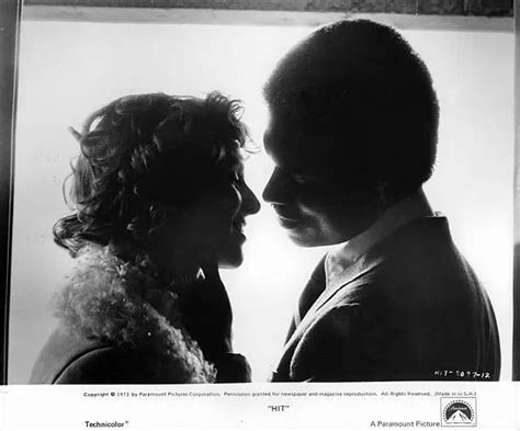 Gwen Welles And Billy Dee Williams Share A Passionate Moment Befor Old
