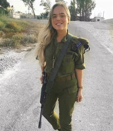 Hot Israeli Army Girls 30 Pics