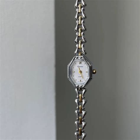Vintage Style Small Face Bracelet Watch Watchwithsun Dainty And Chic
